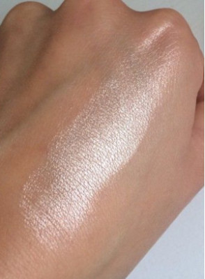 Bismuth Oxychloride (MakeGlow™ Liquid)